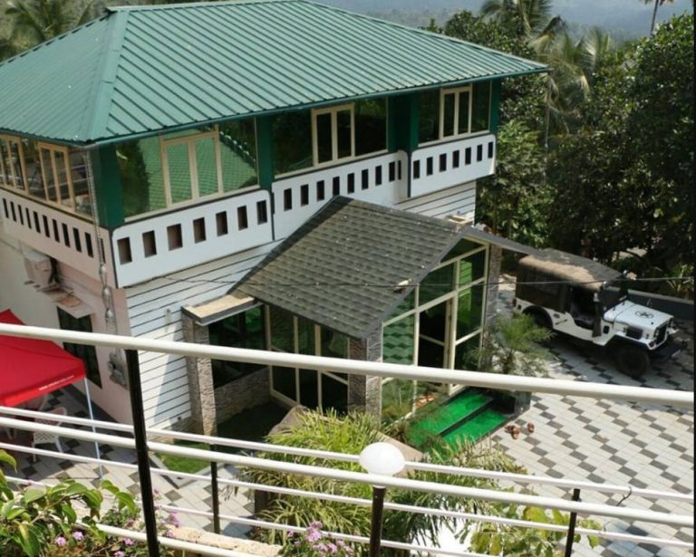 Pinnacle Inn Resort Kakkadampoyil | Resort with Swimming Pool